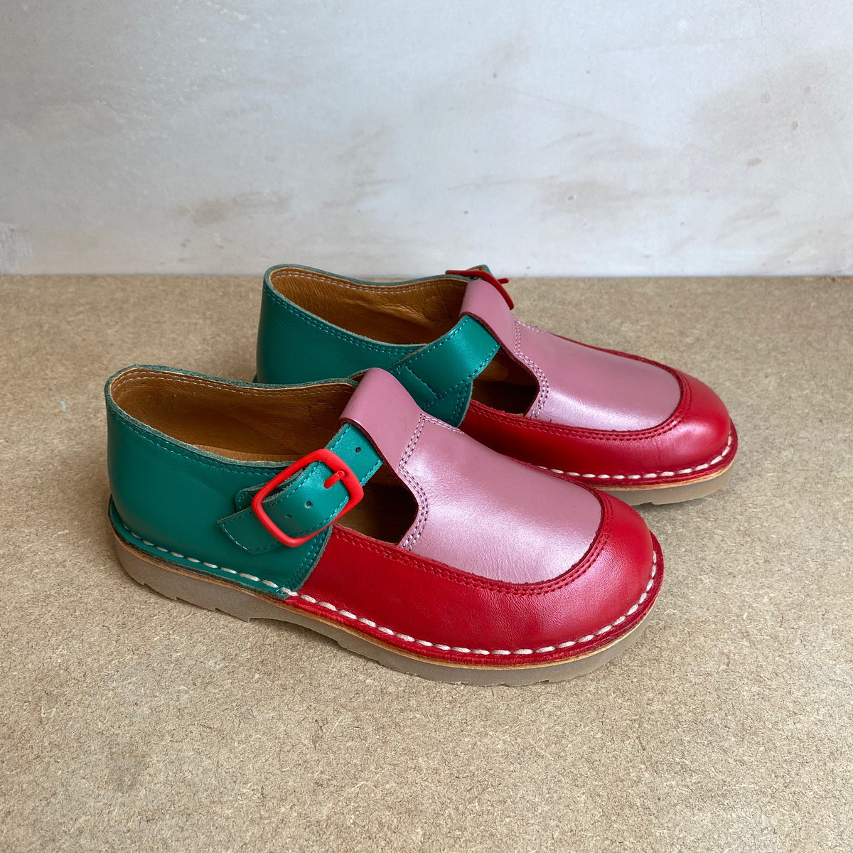 OPAL T-BAR -NUDE/MULTI- – Wondrous Theatre